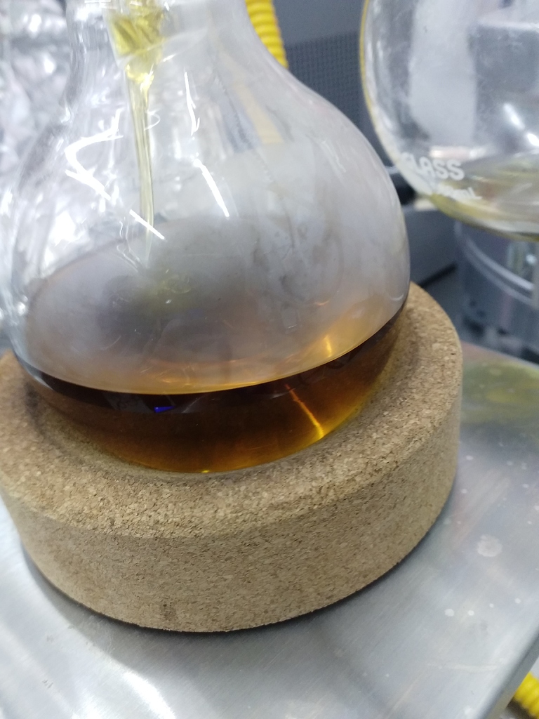 "Fog" appearing on inside of SPD collection flask? - Distillation ...