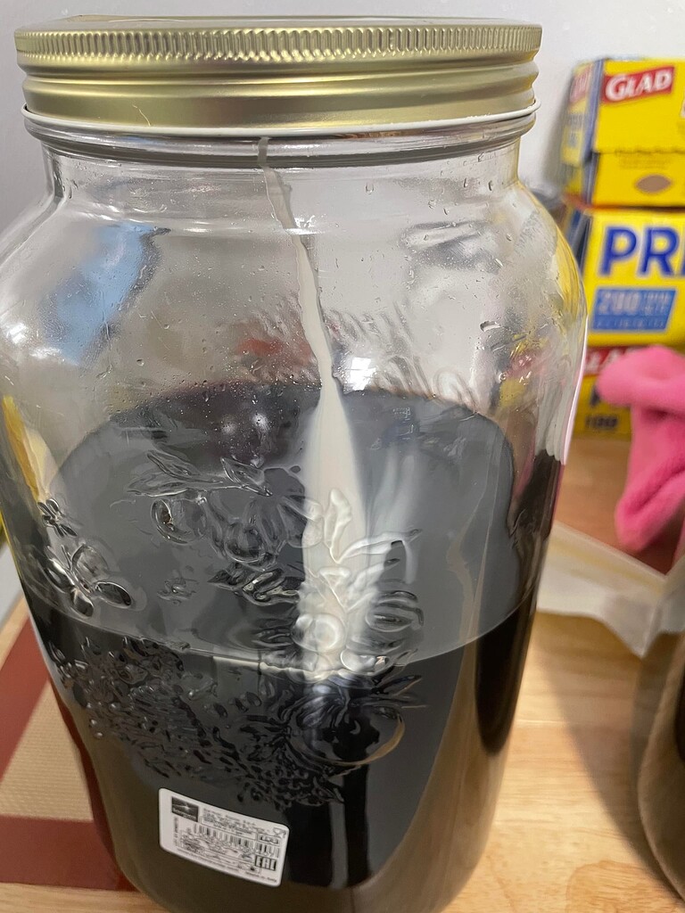 HELP - jar lid leaked paint into oil - Help Support and Requests ...