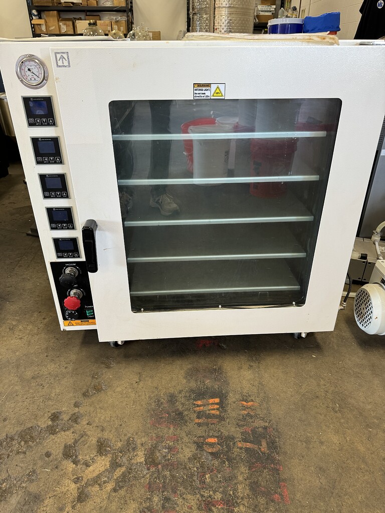 Across International Vac Oven - Equipment For Sale - Future4200