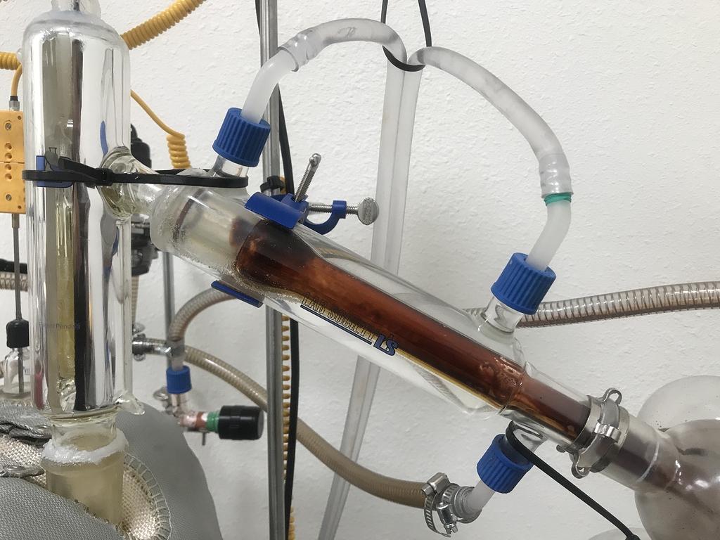 Why do my condensers turn purple? - Extraction - Future4200