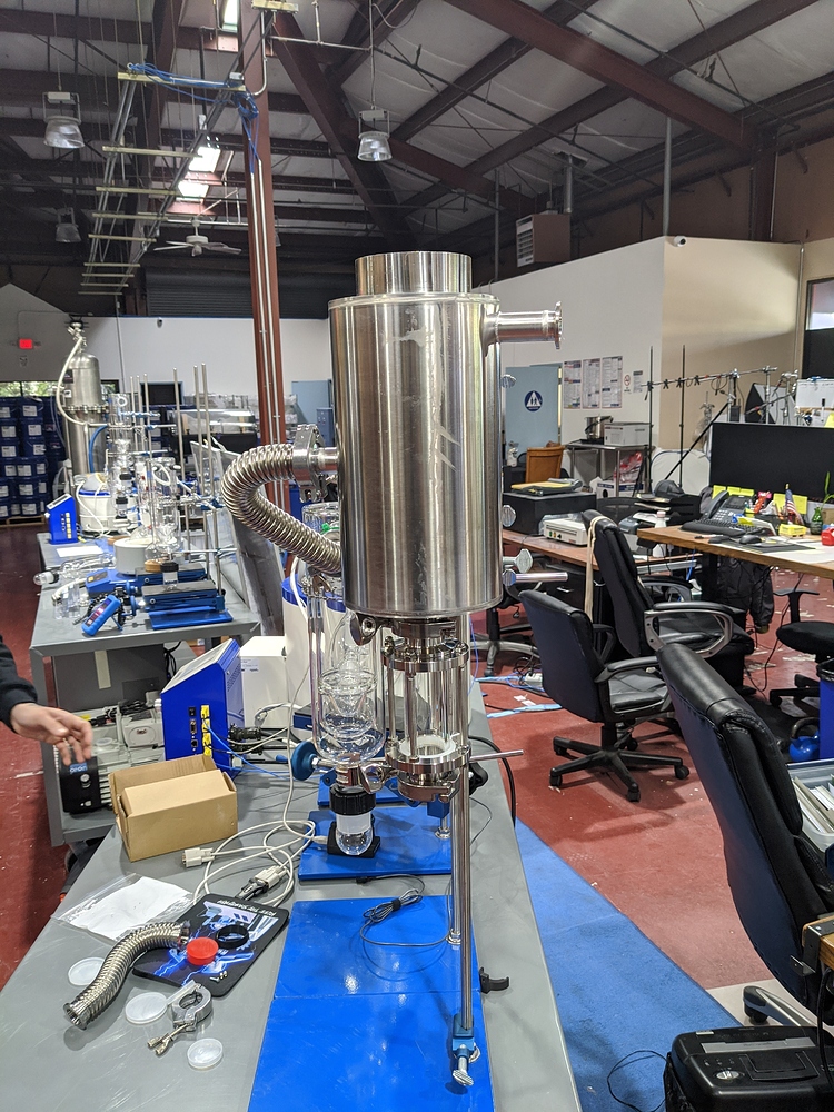 Patented Ln2 stainless inv cup accelerator trap - Distillation - Future4200