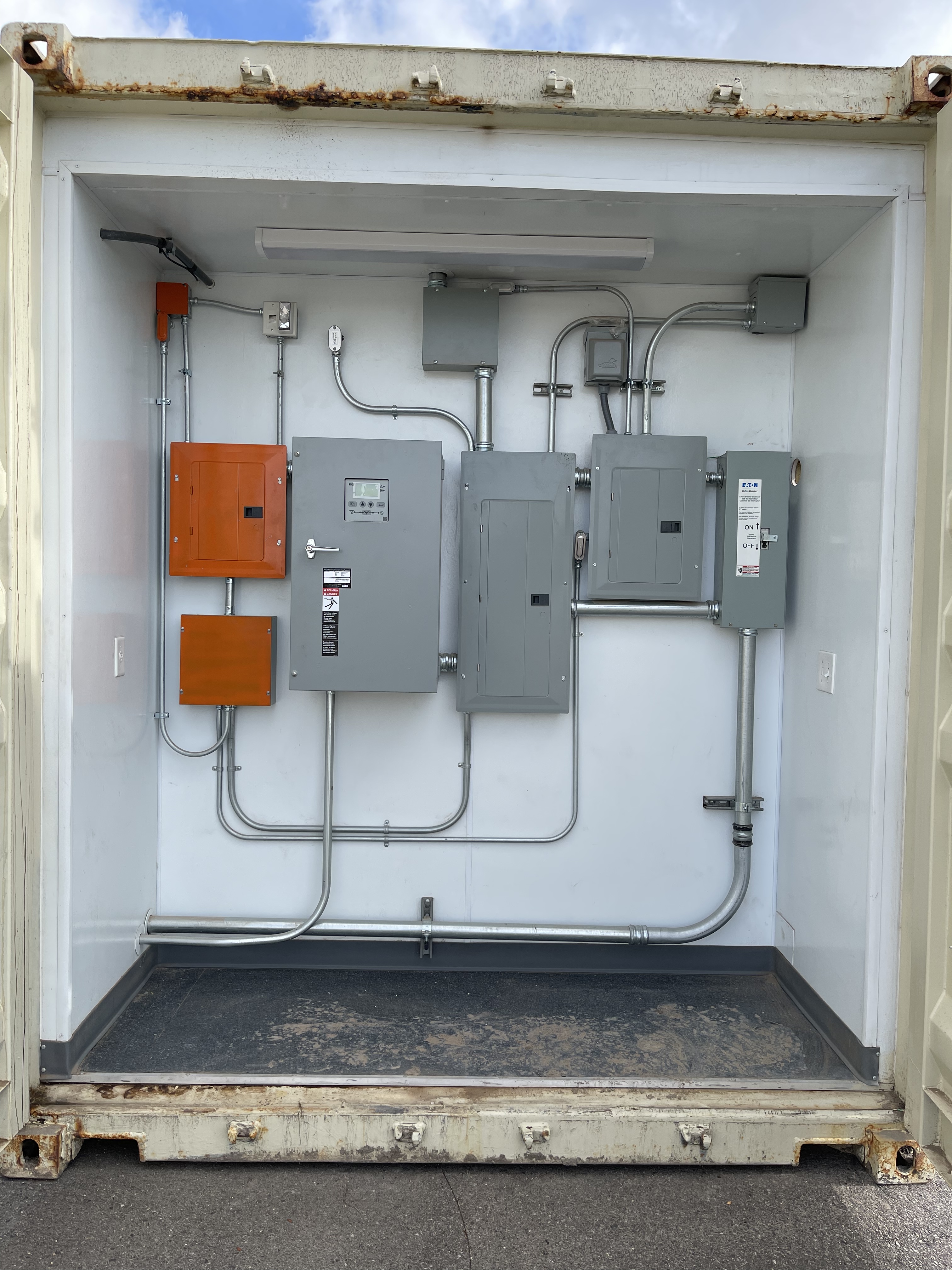 Extactiontek ets MEP 30 and ovens and 45ft storage container - For Sale ...