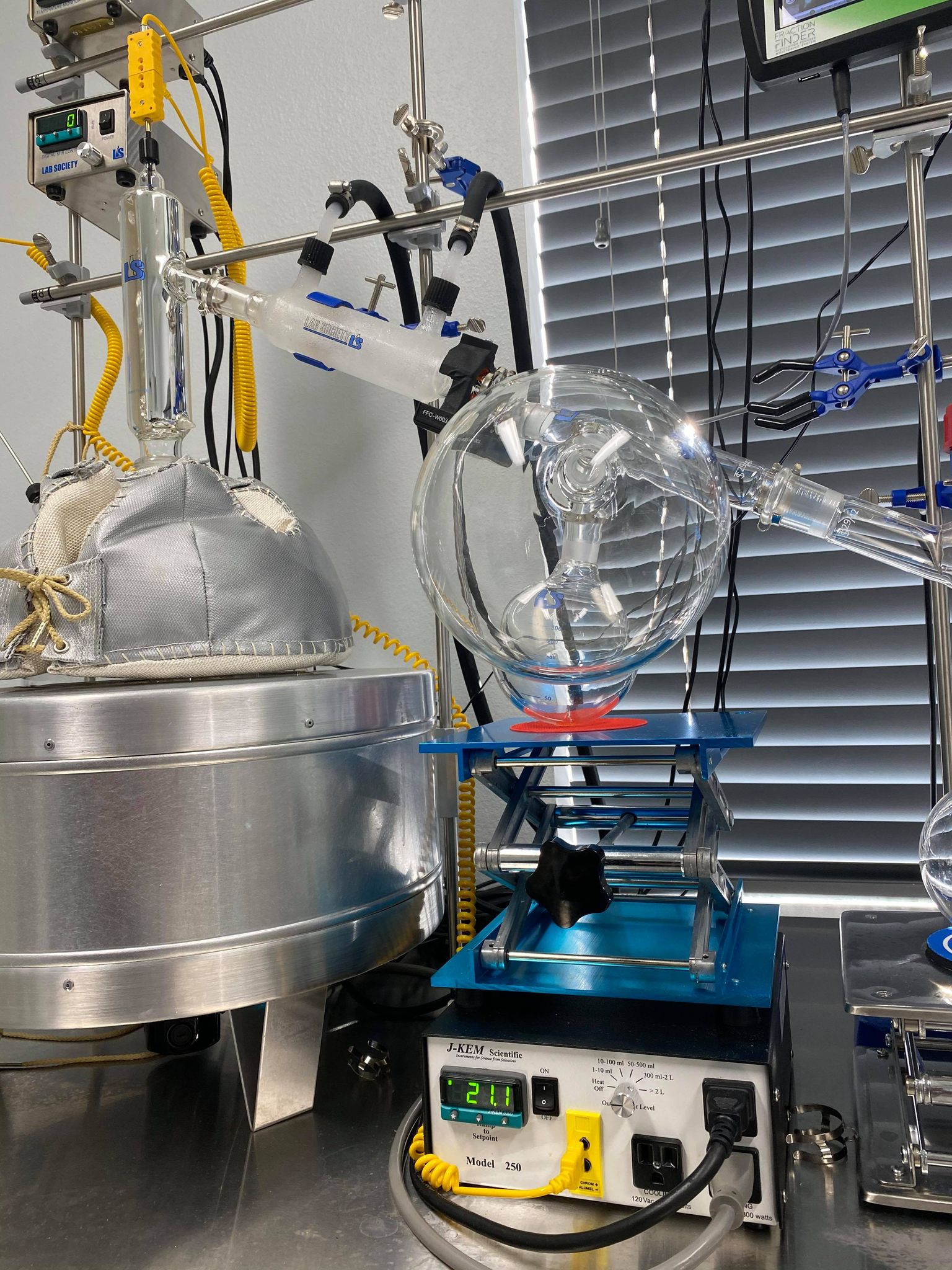 5L Lab Society Short Path Turn Key System - Classifieds - Future4200