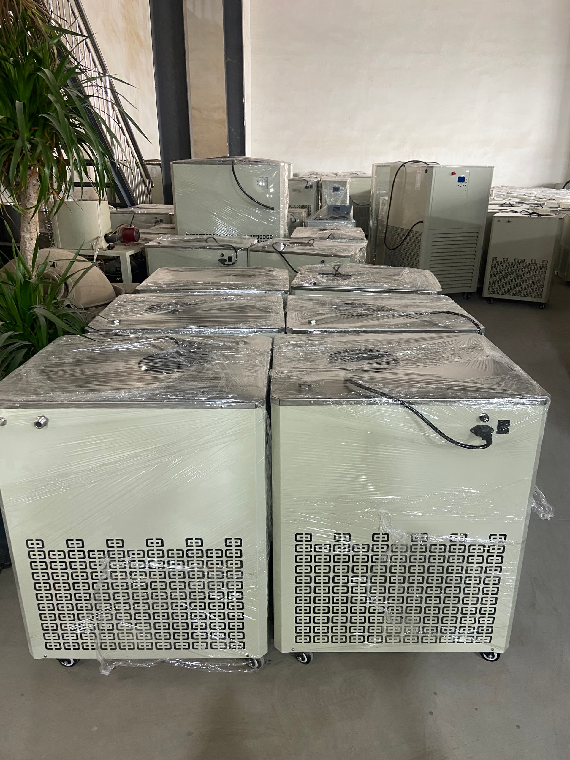 Chiller/centrifuge/FFE/rotovap/reactor/tank - Equipment For Sale ...